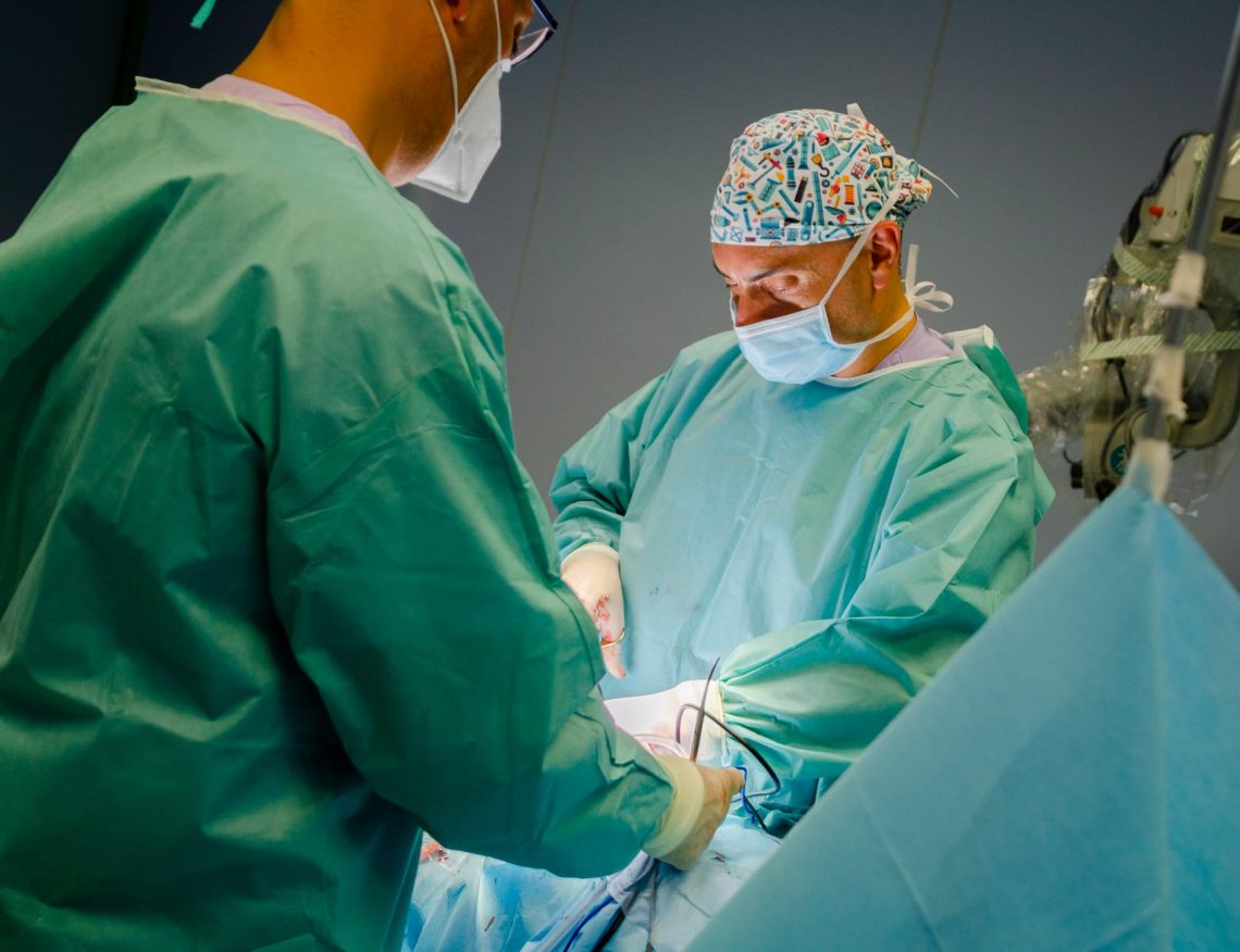 Estenosis espinal cervical. Síntomas, causas y tratamiento